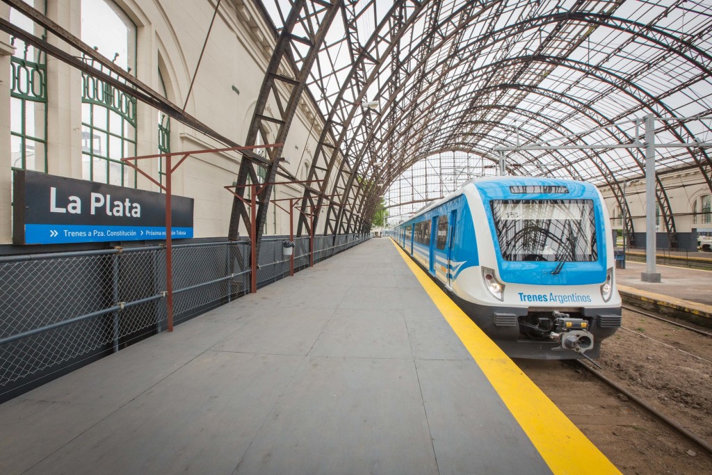 El tren Roca eléctrico: mejora para los pasajeros y para el ambiente